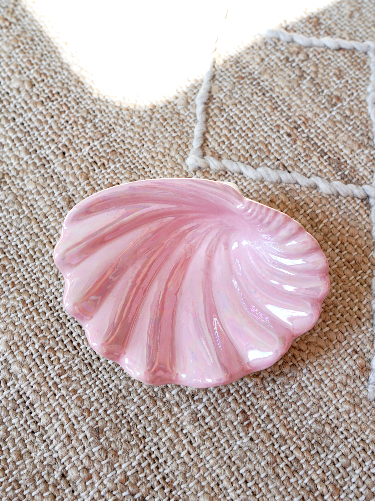 pink shell dish